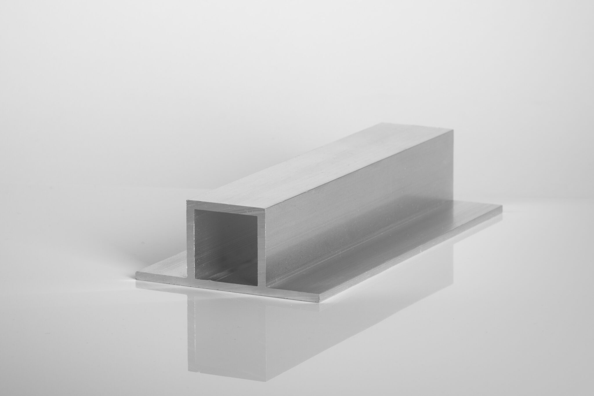 Alle Profile für den Metallbau | BLECHA Aluprofile