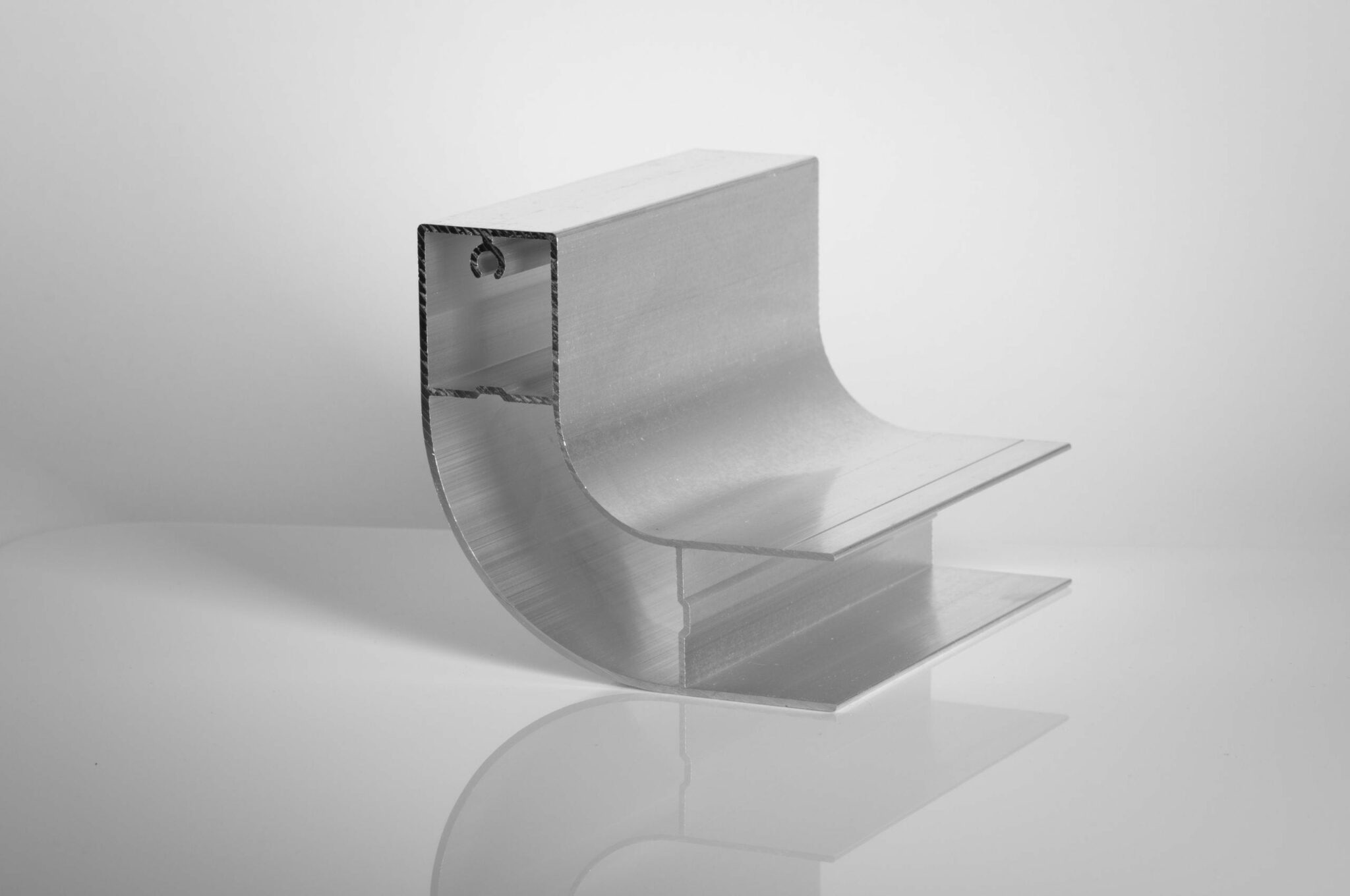 Alle Aluminiumprofile für den Fahrzeugbau | Blecha Aluprofile